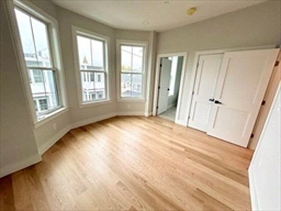 26 Mercer St FLOOR 3, Boston, MA 02127 | Zillow