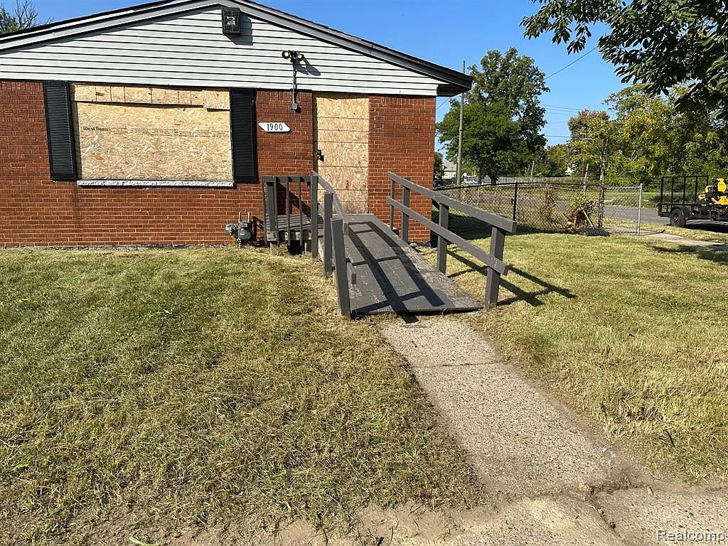 1900 Pilgrim St, Detroit, MI 48238 | MLS #20230084040 | Zillow