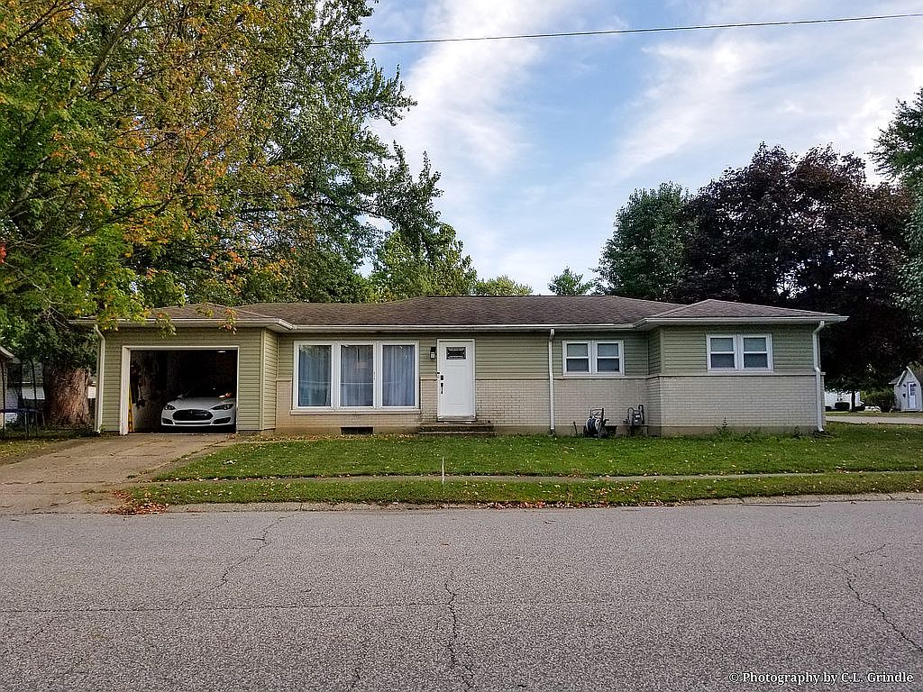 206 E Lincoln St, Bremen, IN 46506 | Zillow
