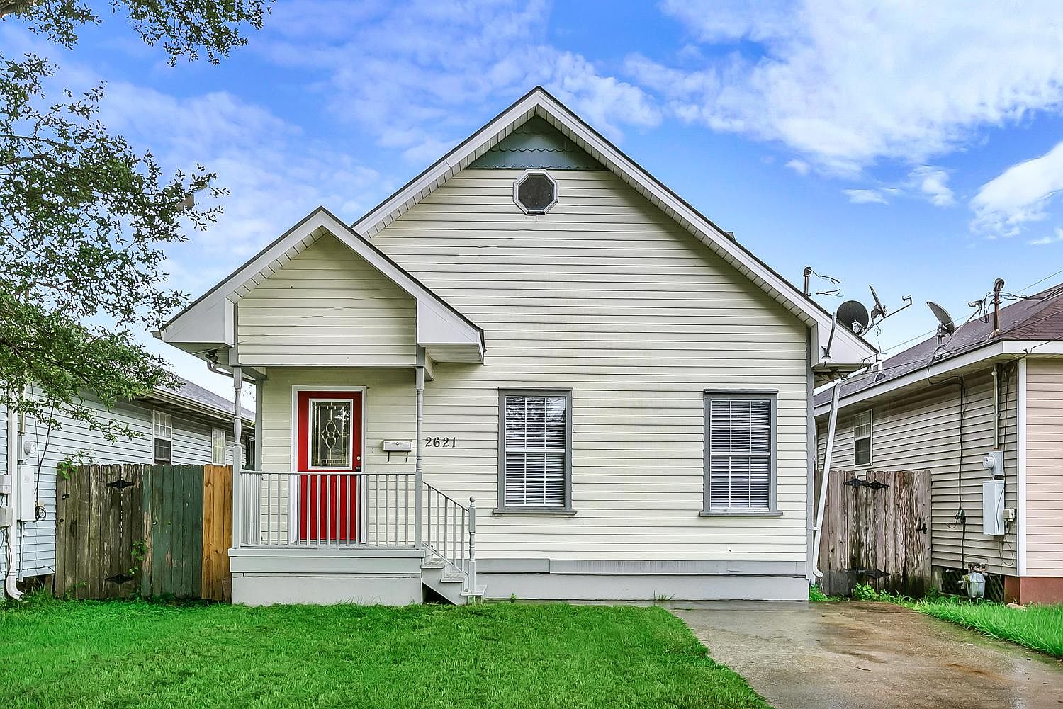 2621 Pauger St, New Orleans, LA 70116 | Zillow