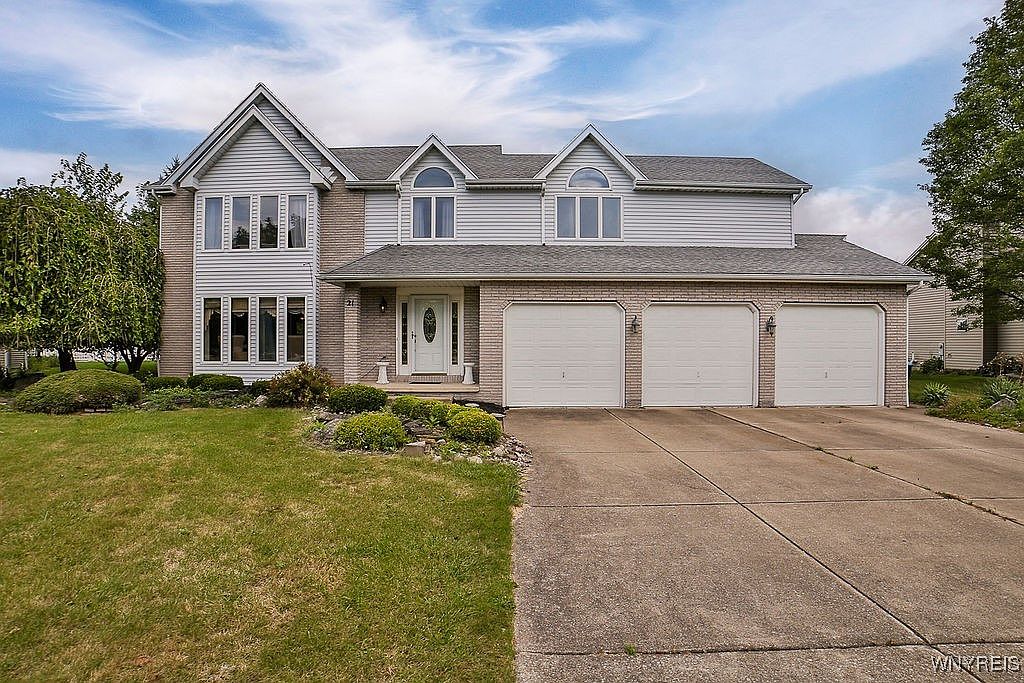 21 River Oaks Dr, Grand Island, NY 14072 | Zillow