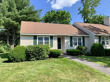1 Nottingham Dr Saco ME | Zillow