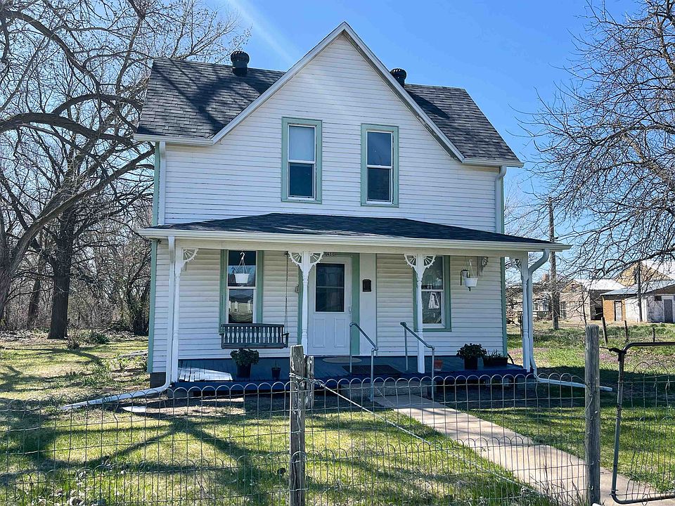 410 Washington St, Naponee, NE 68960 | MLS #33926 | Zillow