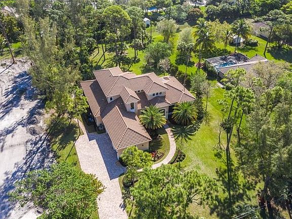 6816 NW 63rd Way, Parkland, FL 33067 | Zillow