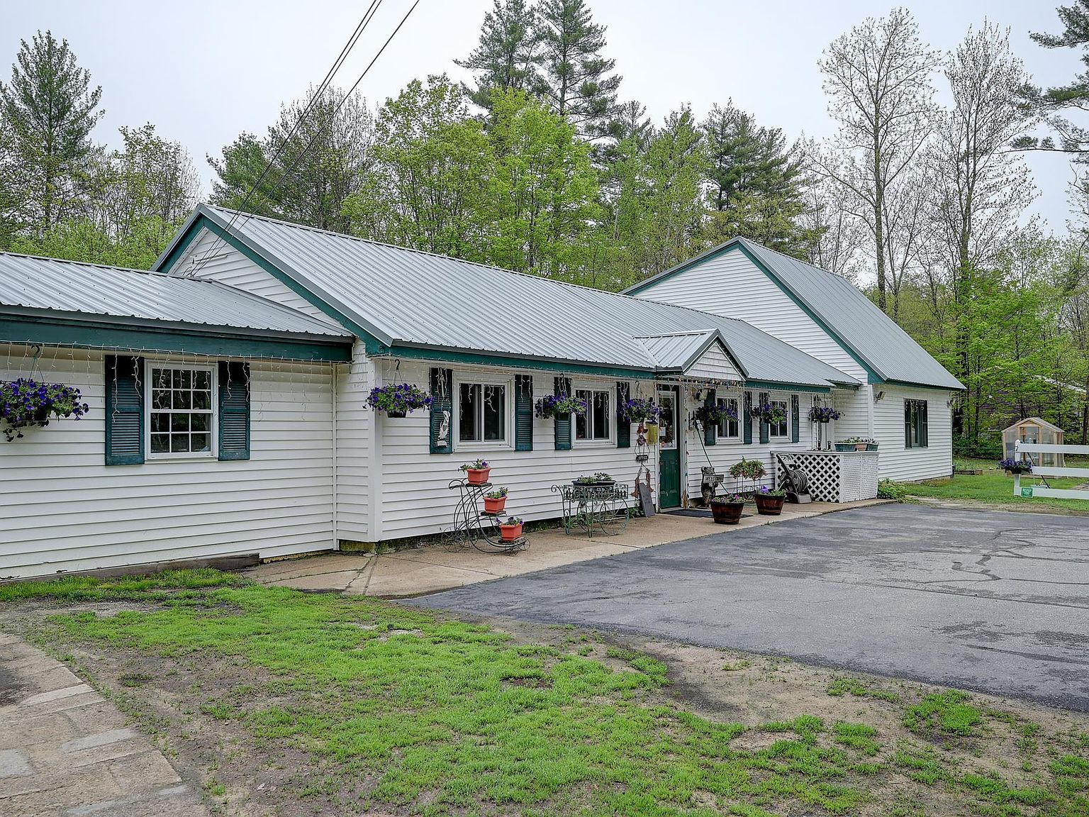 1760 Route 16, Conway, NH 03818 | Zillow