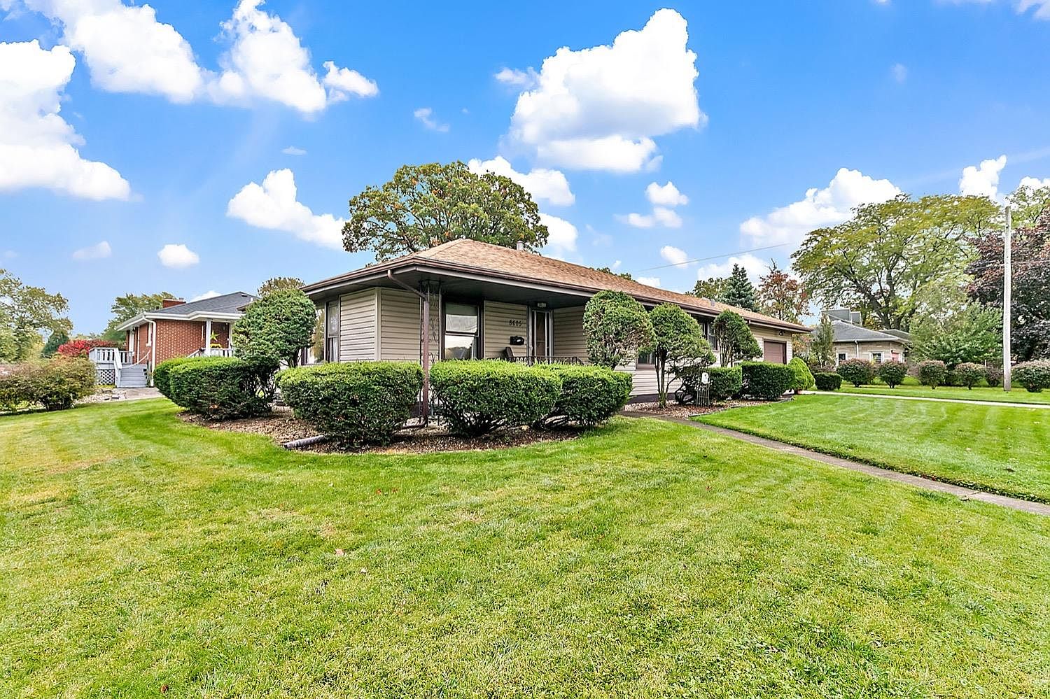 8605 Cottage Grove Ave, Highland, IN 46322 | MLS #540480 | Zillow