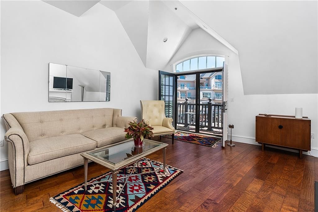 1000 Chapel View Blvd UNIT 311, Cranston, RI 02920 | Zillow