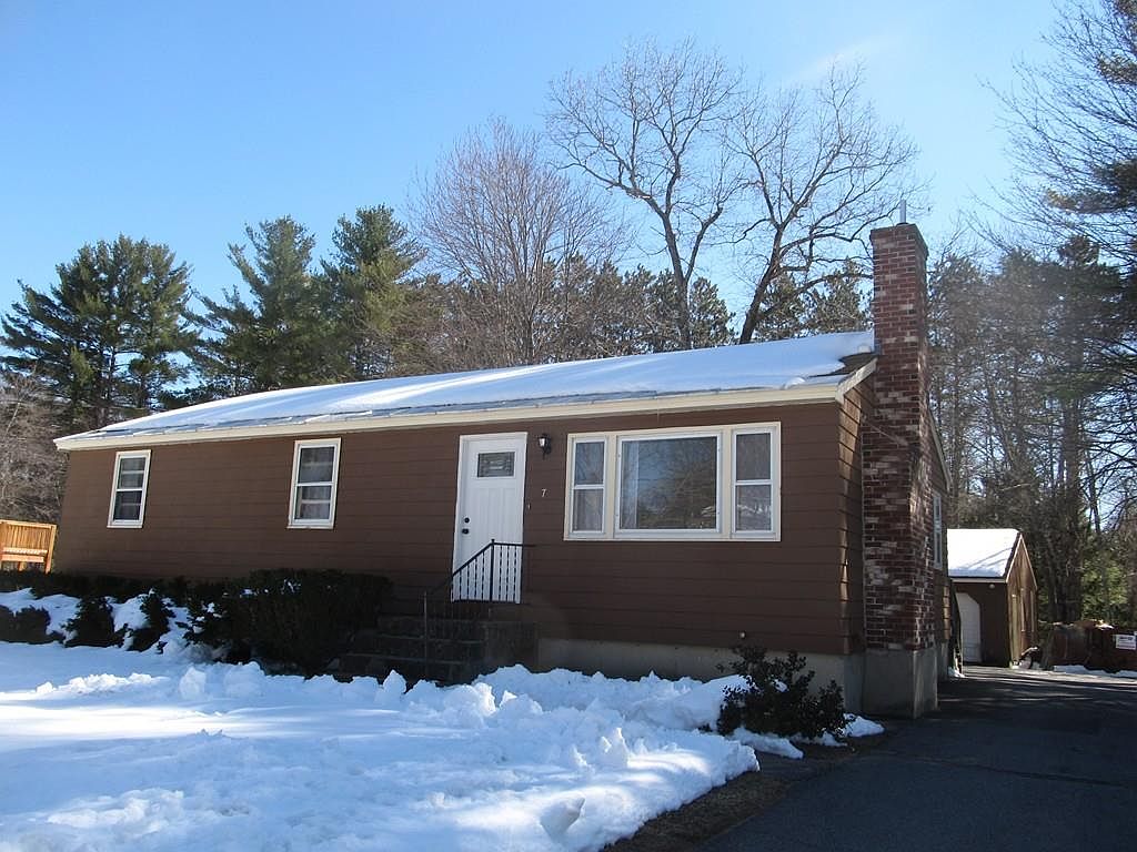 7 Reagan Rd, Townsend, MA 01469 | Zillow