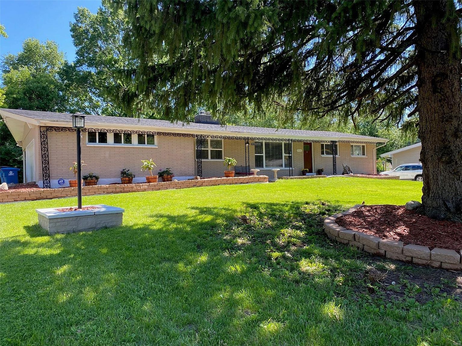 1556 Bayonne Dr, Saint Louis, MO 63138 | Zillow