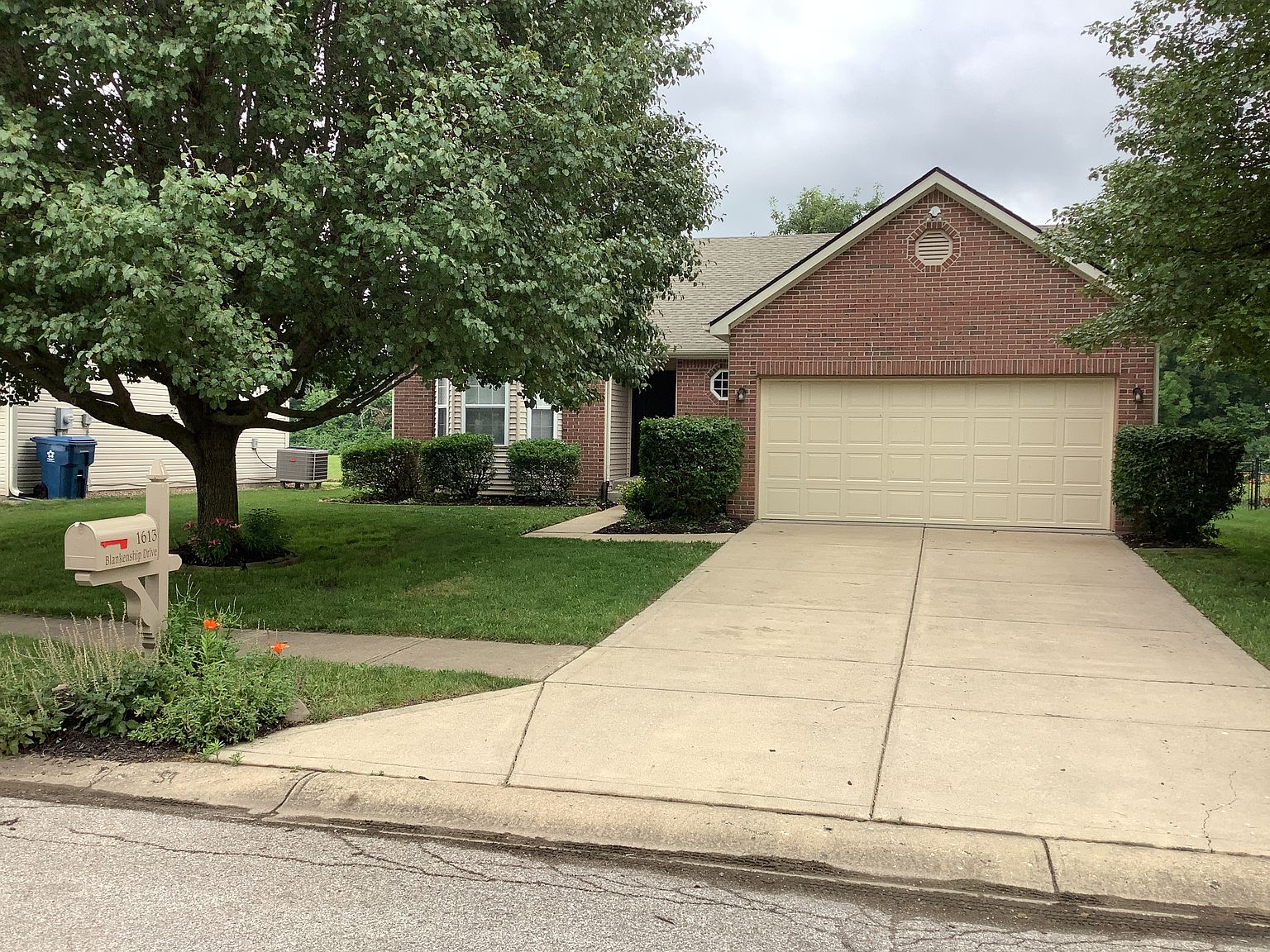 1613 Blankenship Dr, Indianapolis, IN 46217 | Zillow