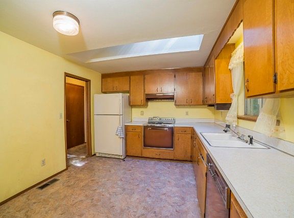 6130 Norma Beach Rd, Edmonds, WA 98026 | Zillow