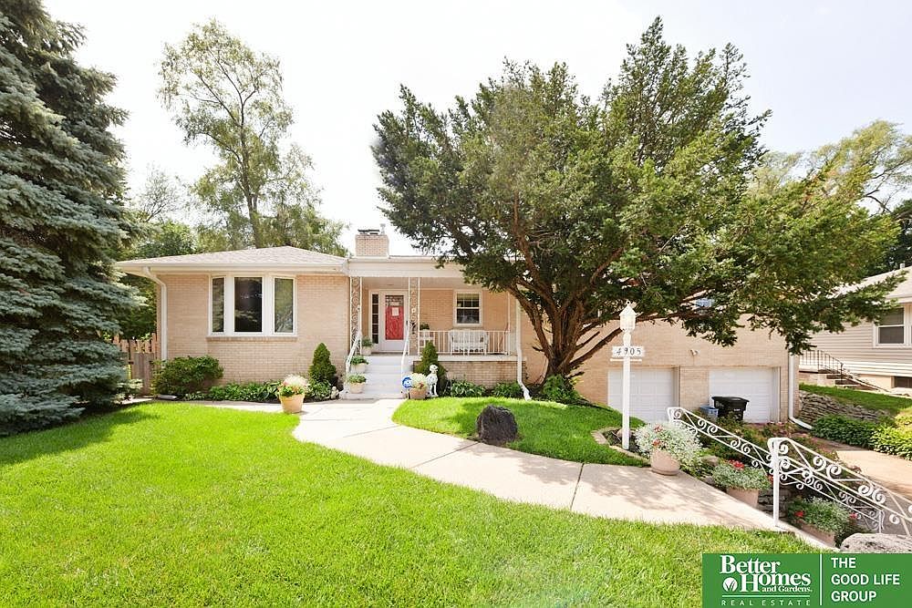 4905 Manderson St, Omaha, NE 68104 | Zillow