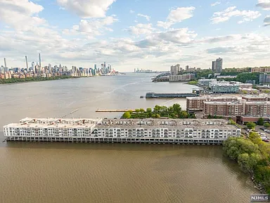 226 The Promenade Edgewater NJ | Zillow