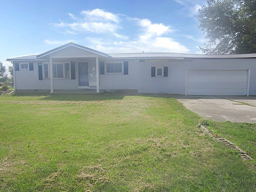 102 Olive St, Allenville, IL 61951 | Zillow