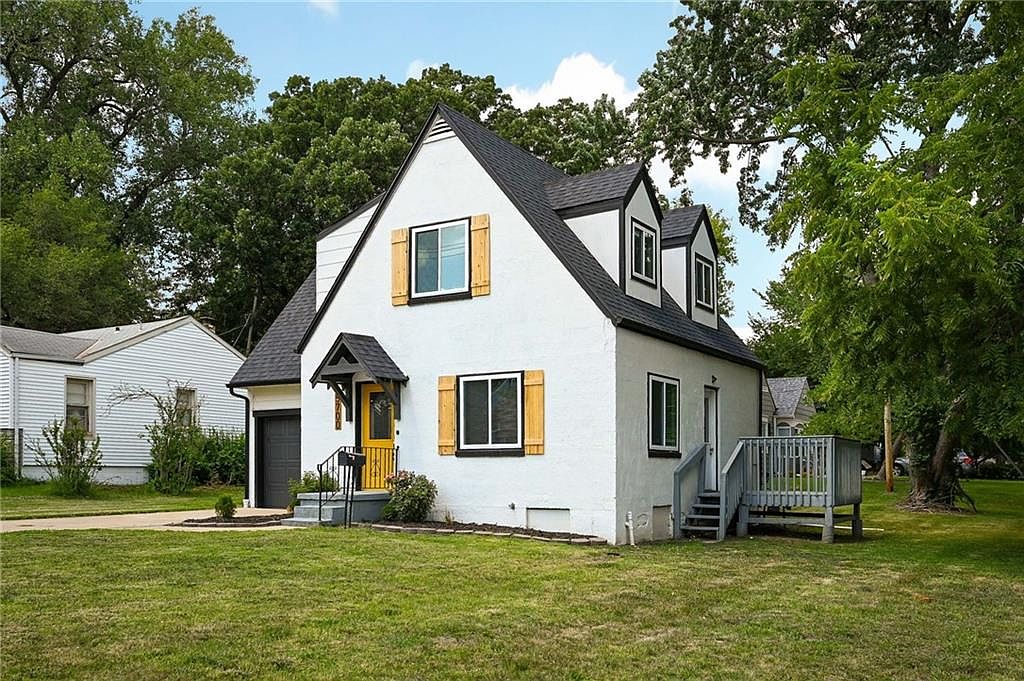 5700 W 55th St, Mission, KS 66202 | MLS #2444933 | Zillow