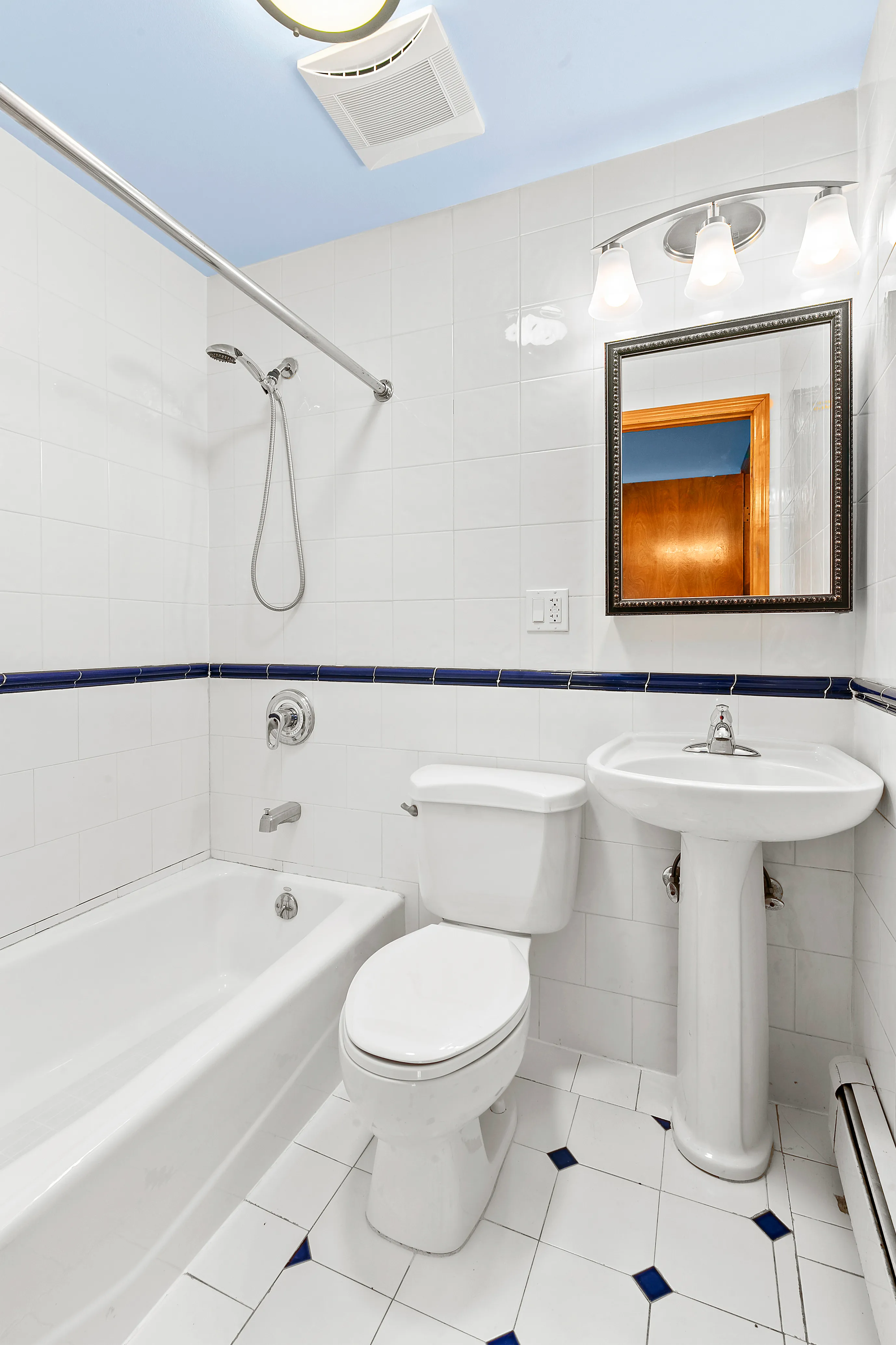 209 Smith Street #4A in Boerum Hill, Brooklyn | StreetEasy