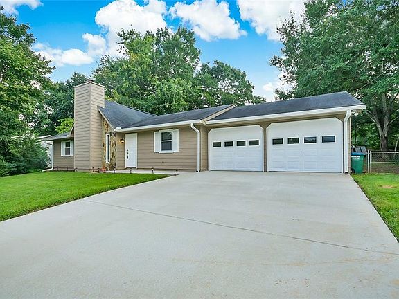 3759 Saddle Ridge Dr, Snellville, GA 30039 | Zillow