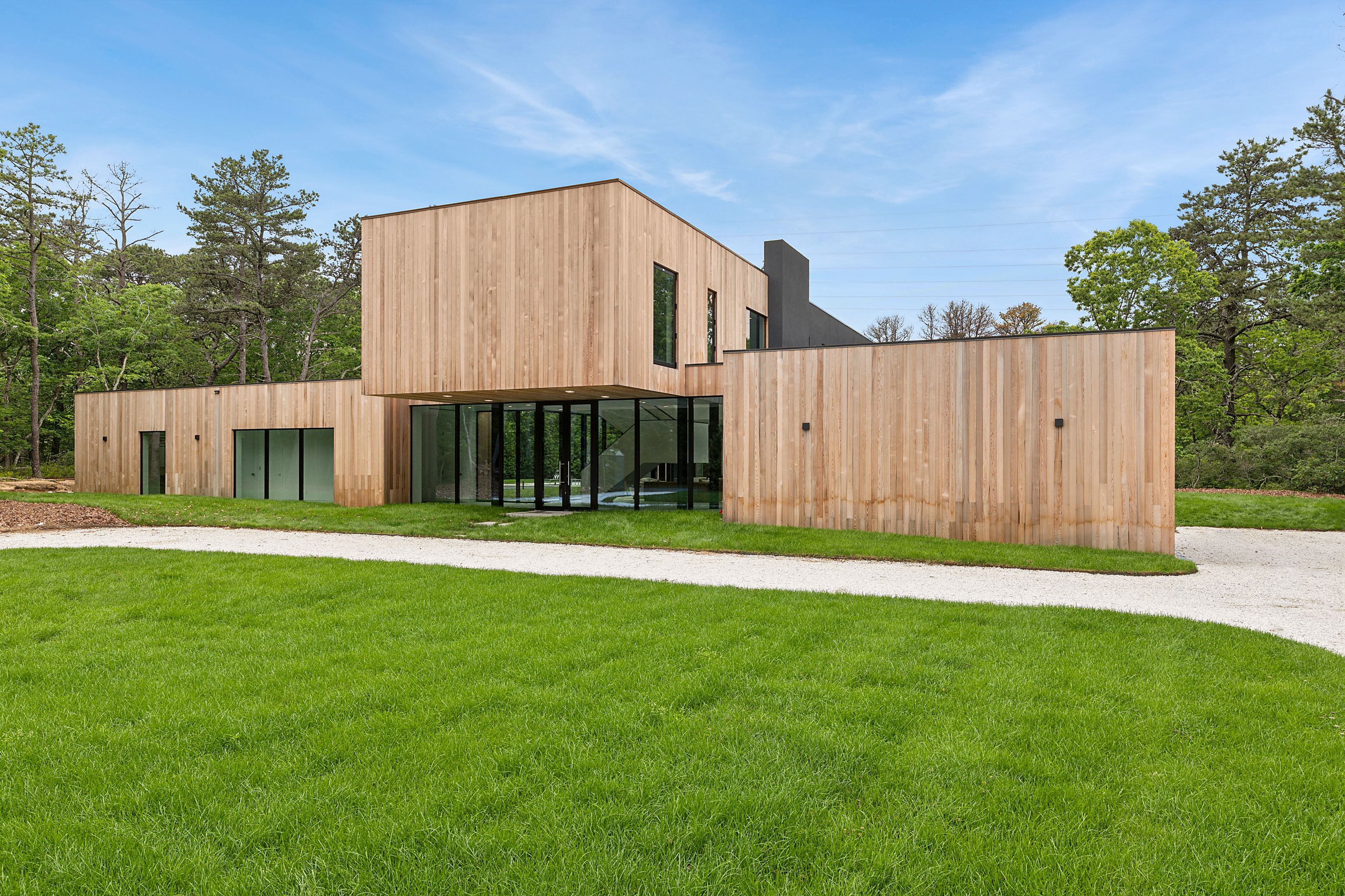 9 Blue Jay Way, East Hampton, NY 11937 | Out East