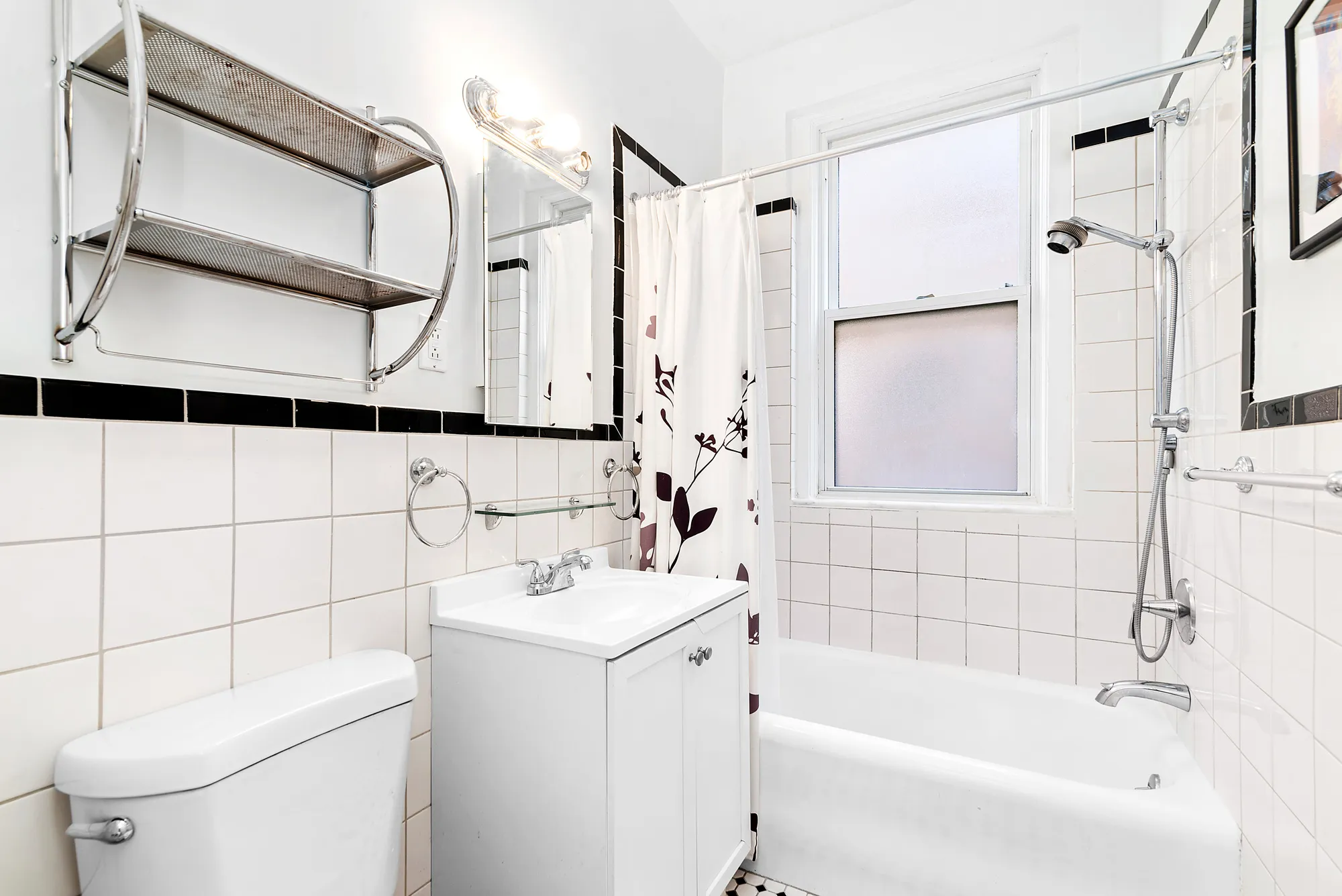 355 Riverside Drive #4E in Upper West Side, Manhattan | StreetEasy