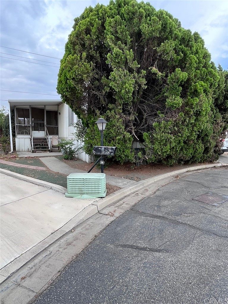 36 Round Table Dr, Riverside, CA 92507 | Zillow