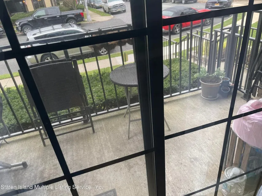 120 Devon Loop #4 in New Springville, Staten Island | StreetEasy