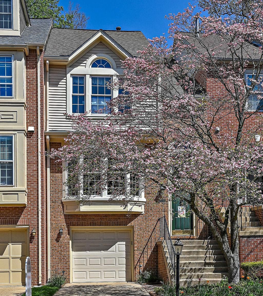 3809 Inverness Rd, Fairfax, VA 22033 | Zillow