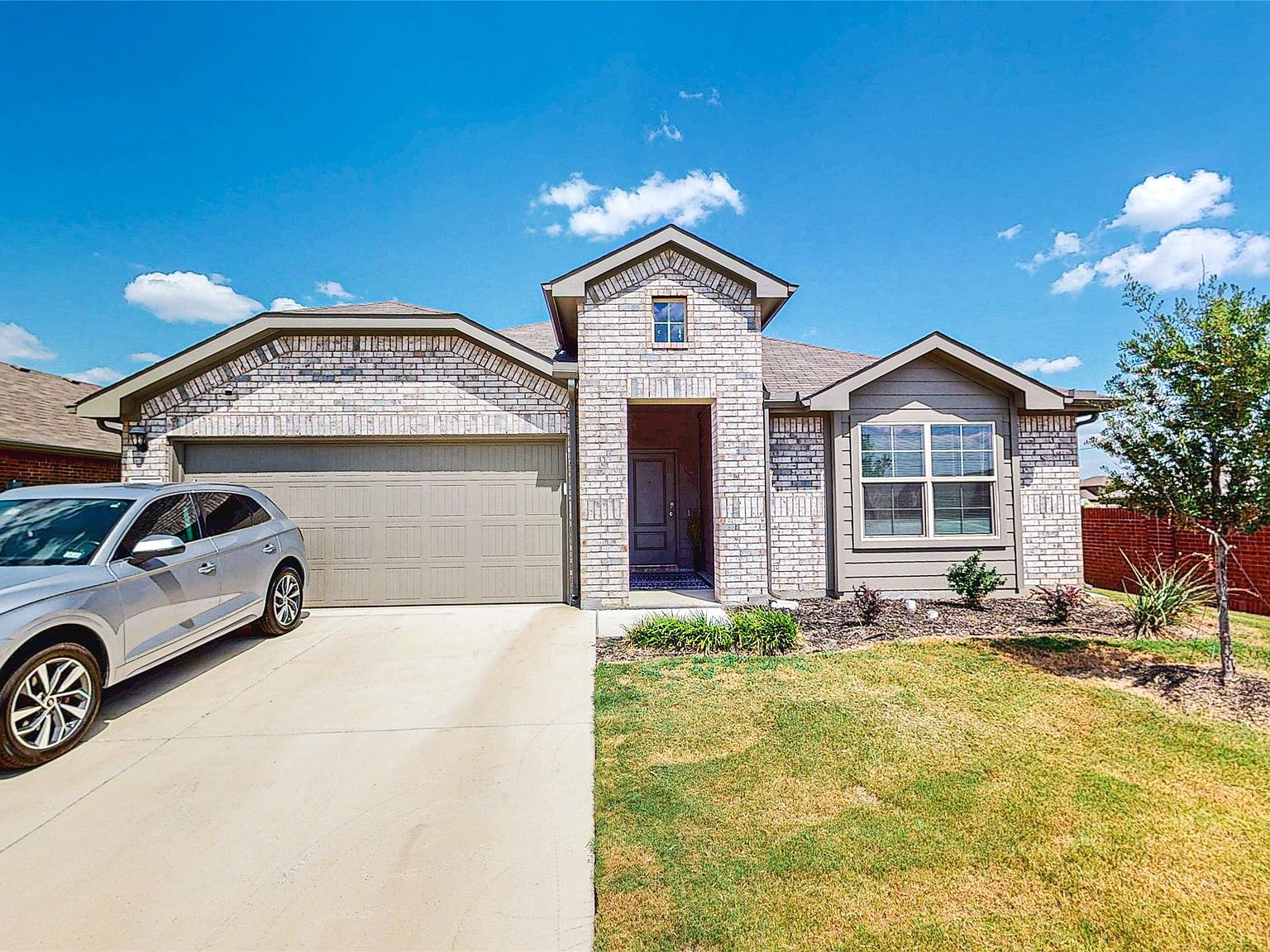 2900 Manu St, Fort Worth, TX 76123 | MLS #21016462 | Zillow