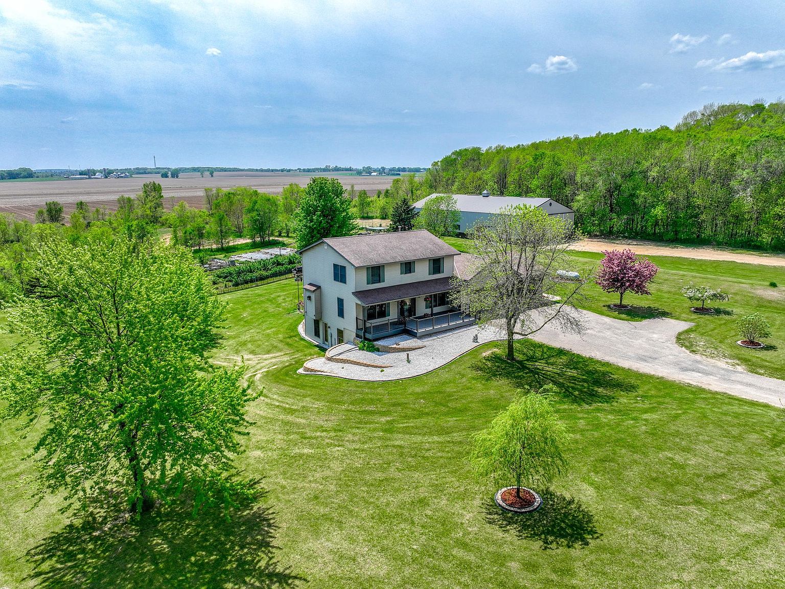 1295 110th Ave, Roberts, WI 54023 | Zillow