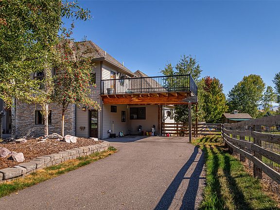 2381 Blue Mountain Rd, Missoula, MT 59804 | MLS #30011478 | Zillow