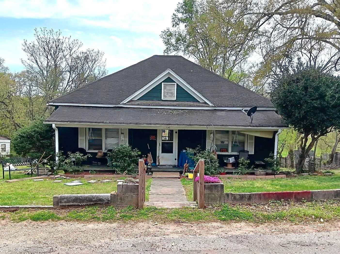 195 Main St, Mayo, SC 29330 | Zillow