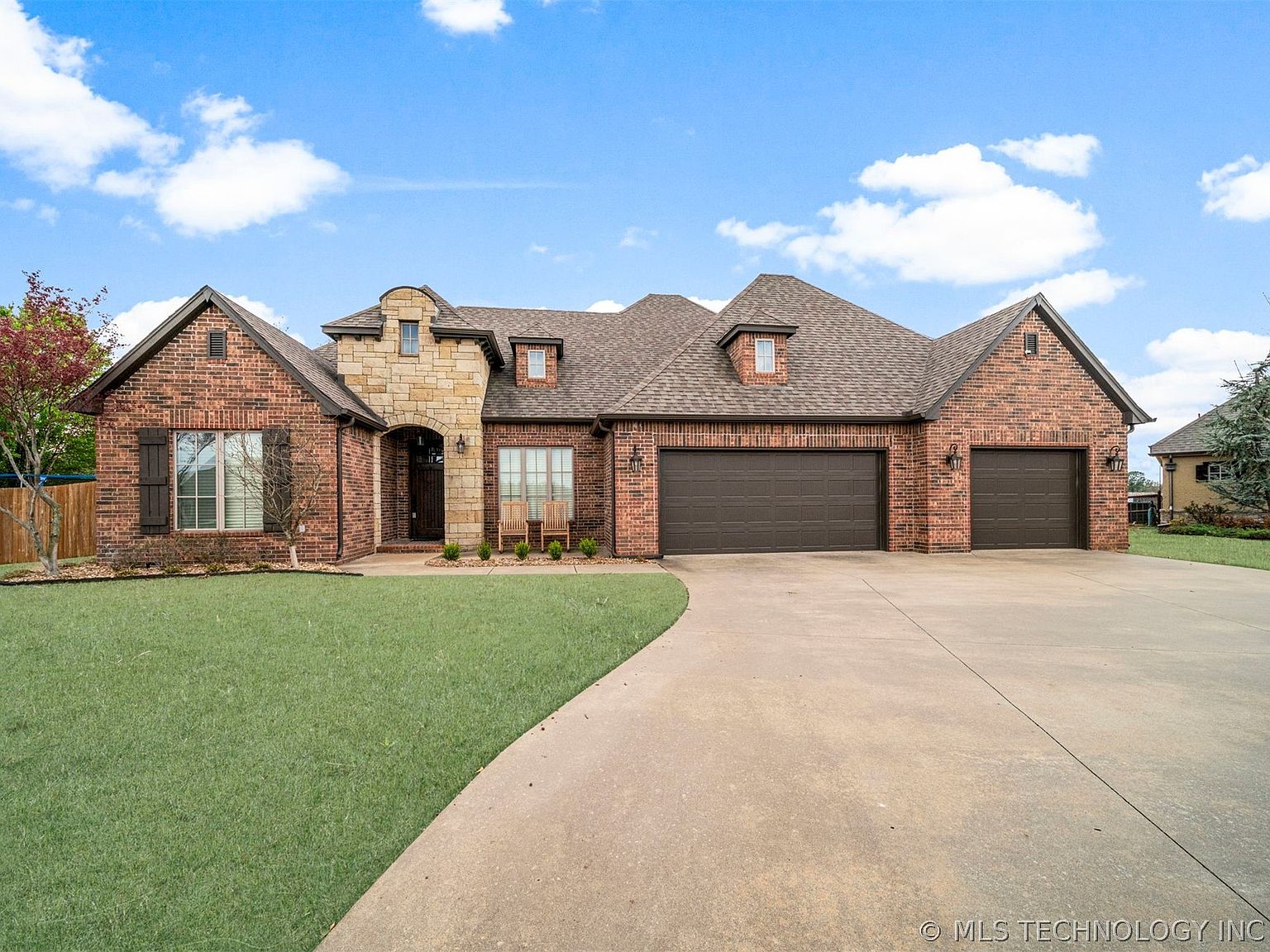 9502 N 143rd East Ct, Owasso, OK 74055 | MLS #2410329 | Zillow