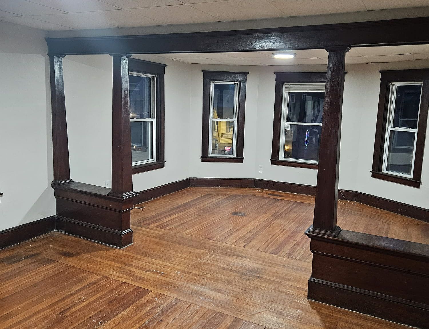 321 2nd Ave #3, Woonsocket, RI 02895 | Zillow