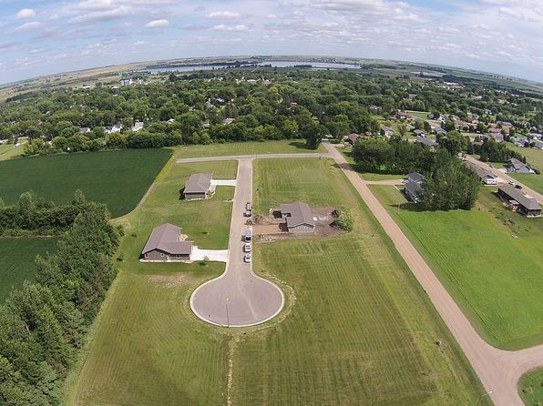 Clear Lake Real Estate - Clear Lake SD Homes For Sale | Zillow