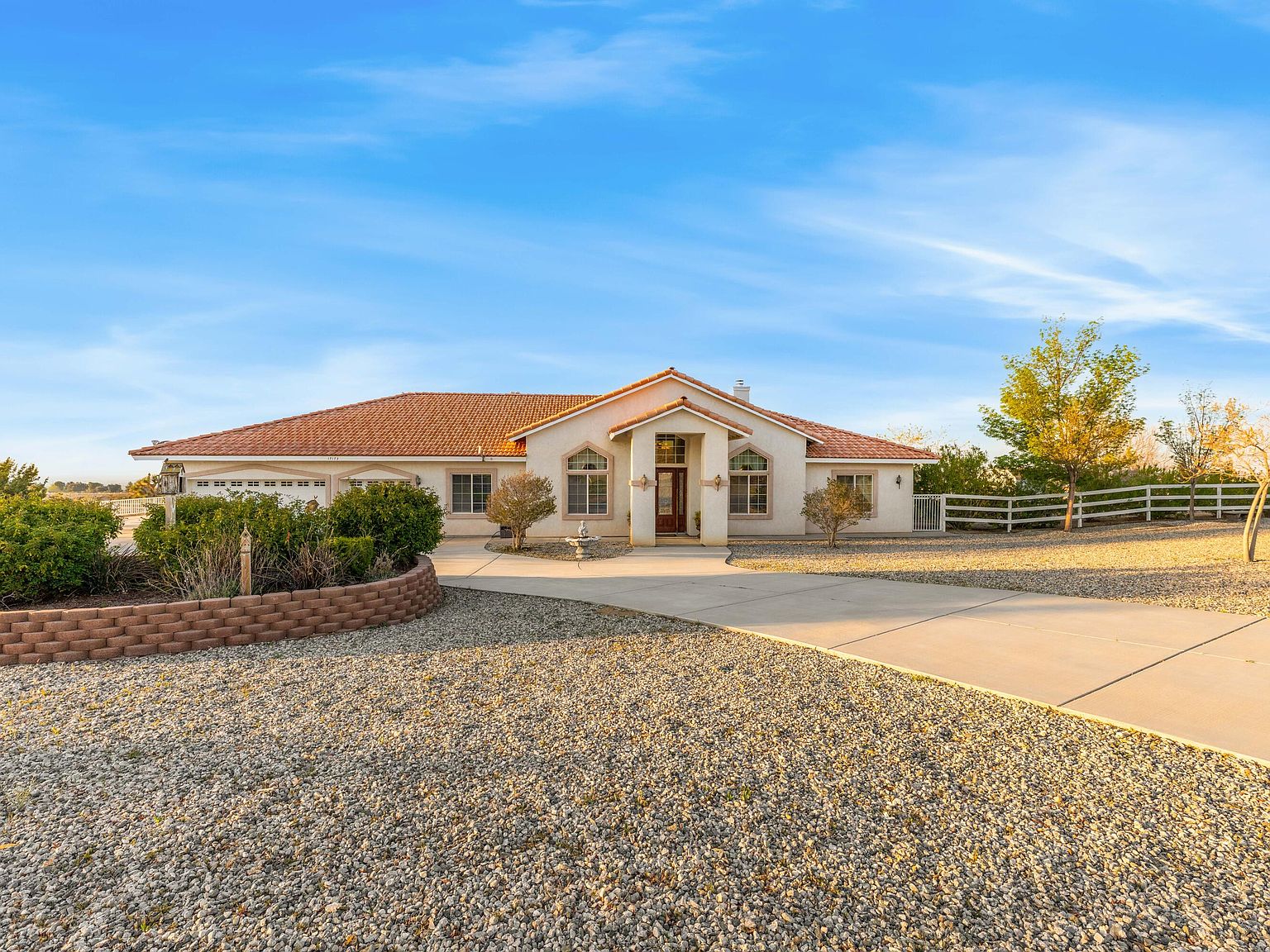 17173 Fort Tejon Rd, Llano, CA 93544 | MLS #25002775 | Zillow