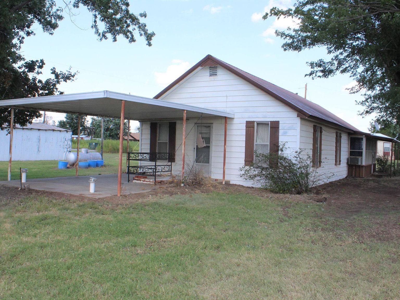 68973 2nd St, Camargo, OK 73835 | Zillow