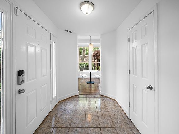 411 Chestnut St, Cincinnati, OH 45203 | Zillow