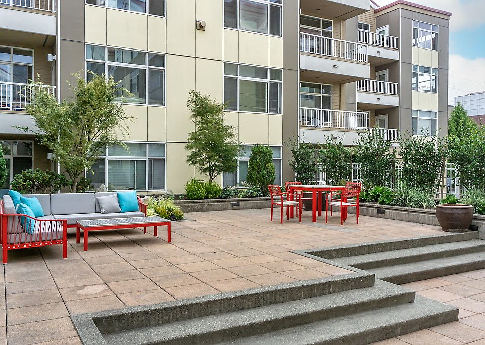 Courtyard Off Main - 136 102nd Ave SE Bellevue WA | Zillow