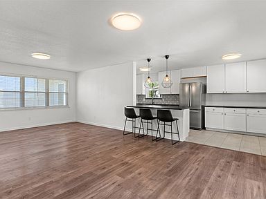 910 Warren Way, Richardson, TX 75080 | Zillow