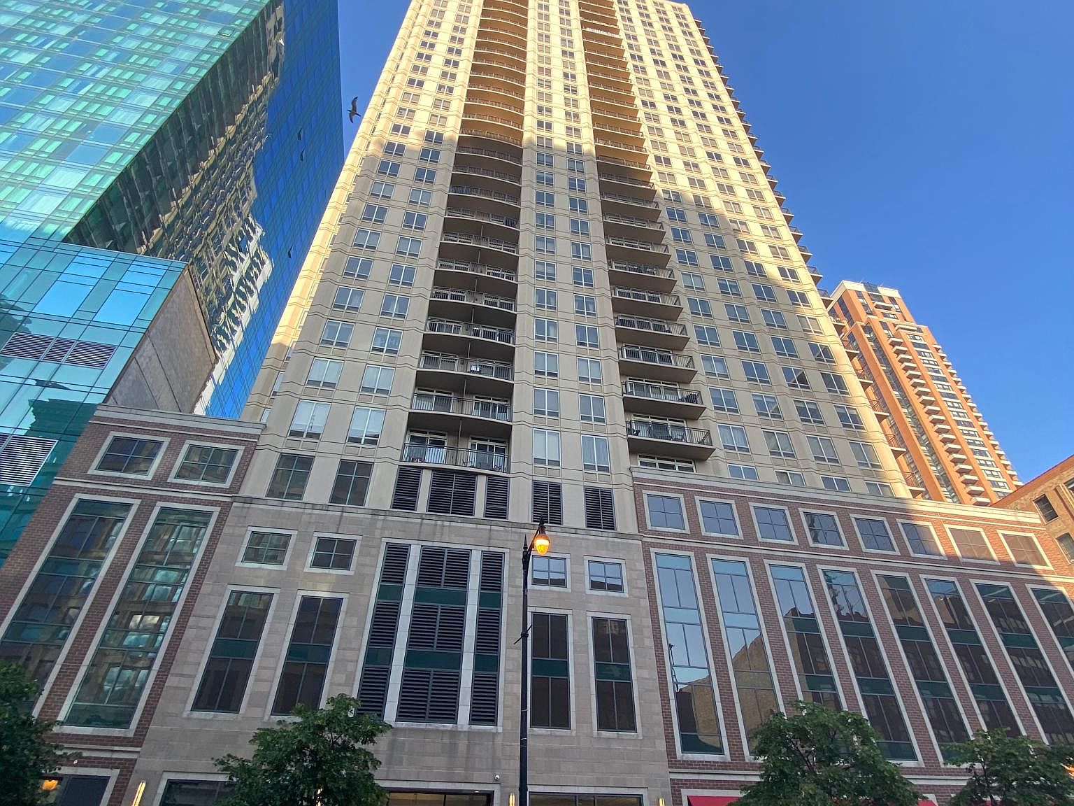 1111 S Wabash Ave APT 2208, Chicago, IL 60605 | Zillow