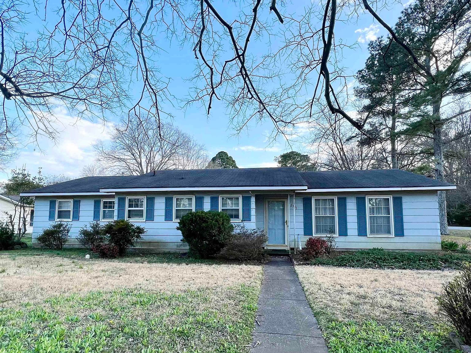 2301 13th St SE, Decatur, AL 35601 | Zillow