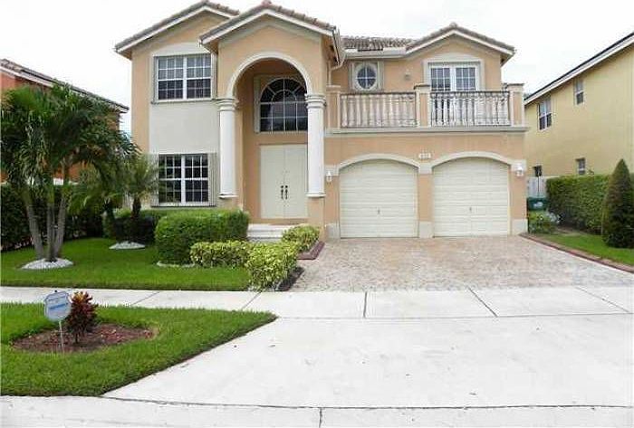 6102 SW 163rd Ave, Miami, FL 33193 | Zillow