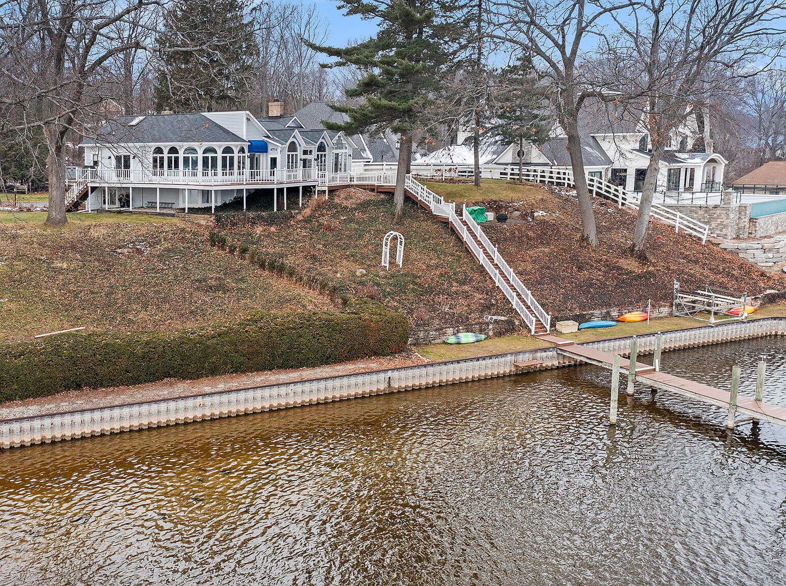 17784 W Spring Lake Rd, Spring Lake, MI 49456 | Zillow