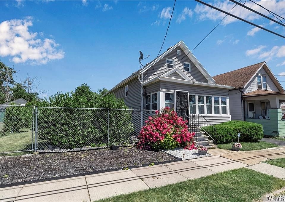 127 Stanton St, Buffalo, NY 14206 | Zillow