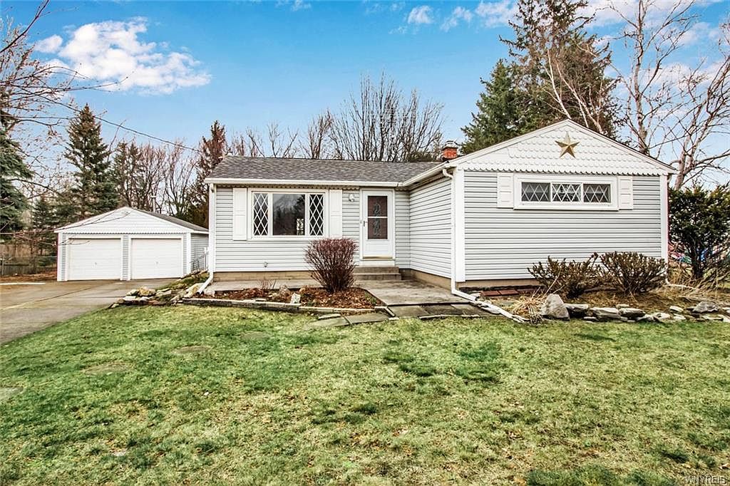 1762 Como Park Blvd, Lancaster, NY 14086 | Zillow