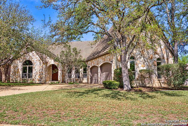 19232 Reata Trl, San Antonio, TX 78258 | MLS #1675991 | Zillow