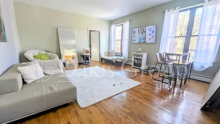 Queens Surpasses Brooklyn as Most Competitive Rental Market Amid Record ...