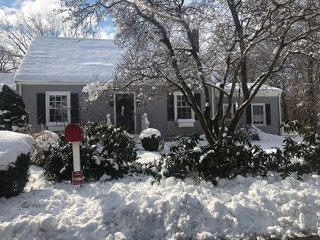 15 Pleasant Point Rd, Branford, CT 06405 | Zillow
