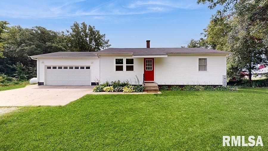 7075 N 900th Ave, Lynn Center, IL 61262 | Zillow