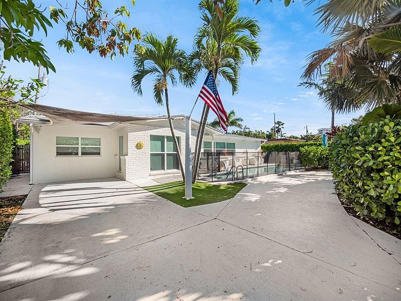 471 Mars Way, Juno Beach, FL 33408 | Zillow