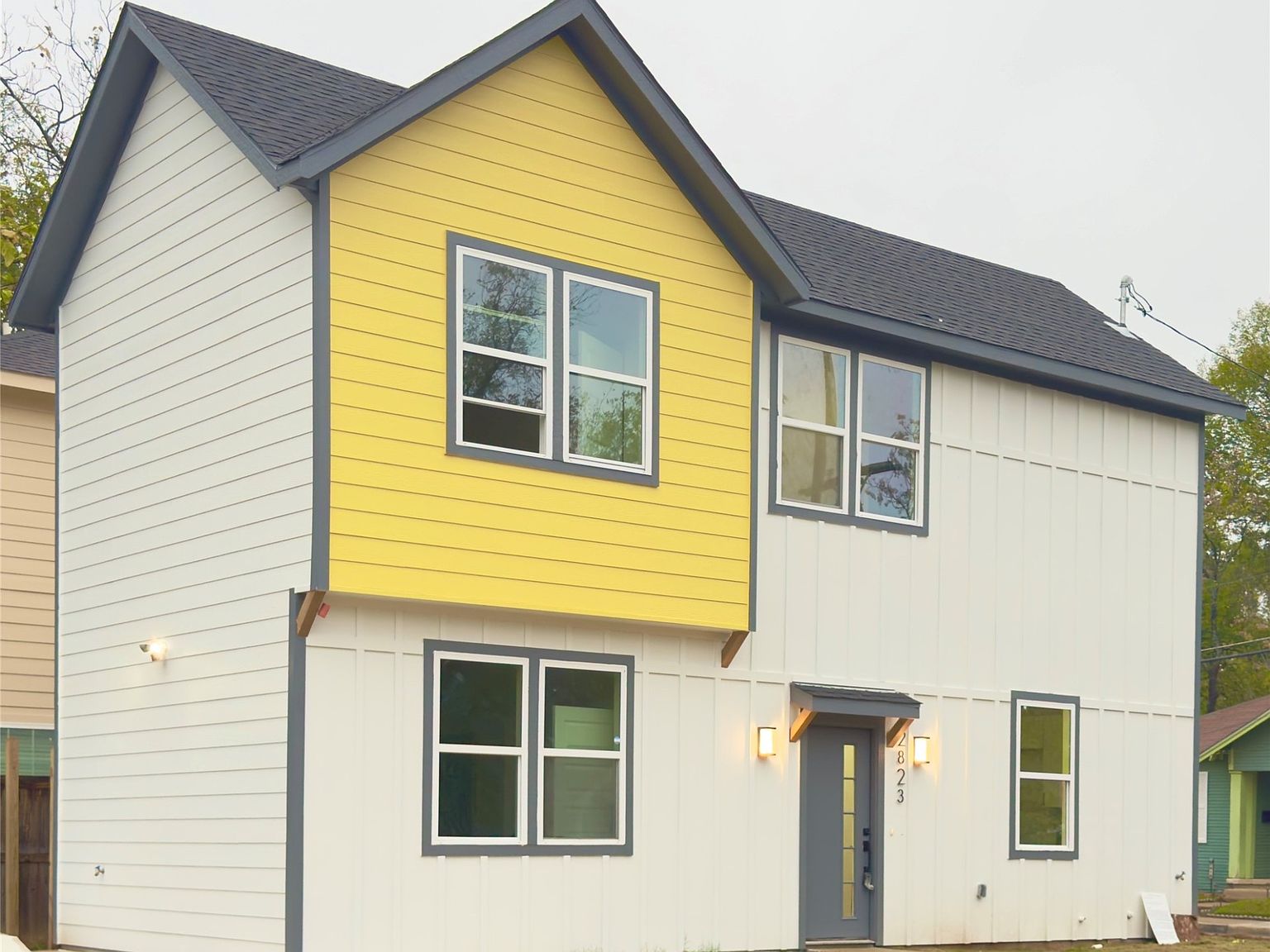 2823 Sutton St, Dallas, TX 75210 | Zillow